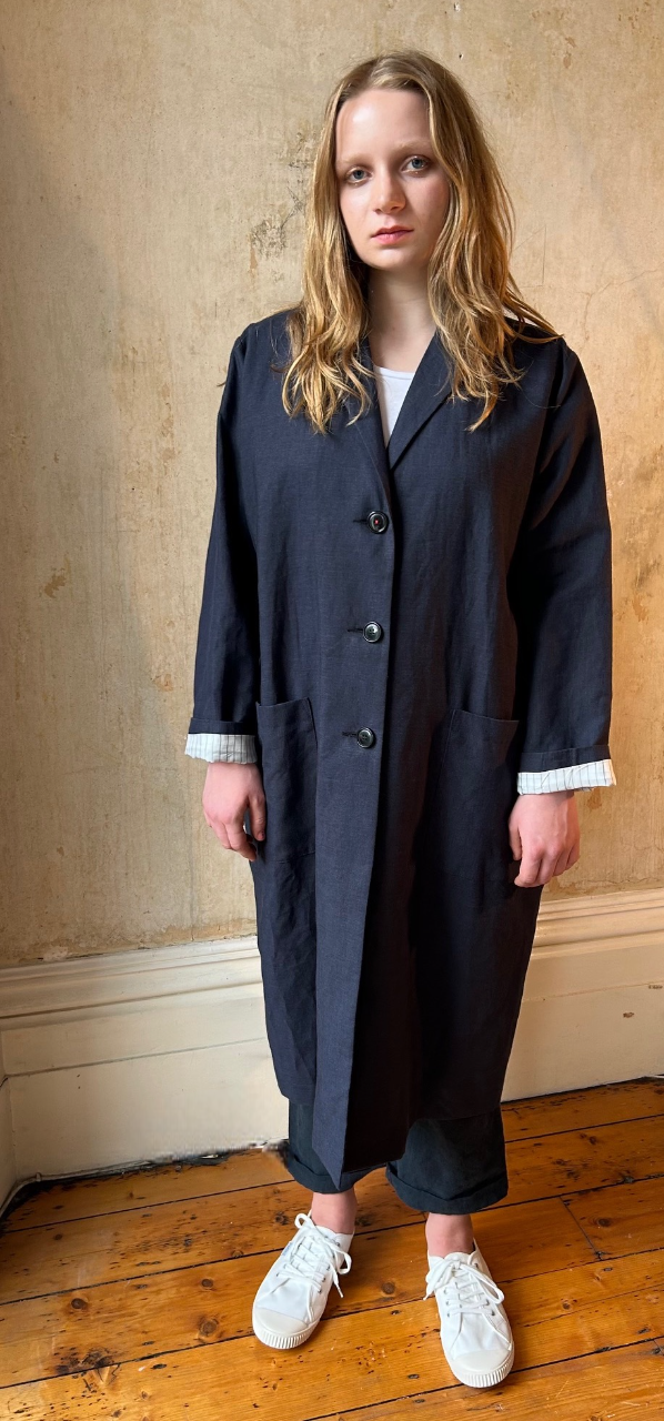 LINEN DUSTER COAT: NAVY – DRESSMITH